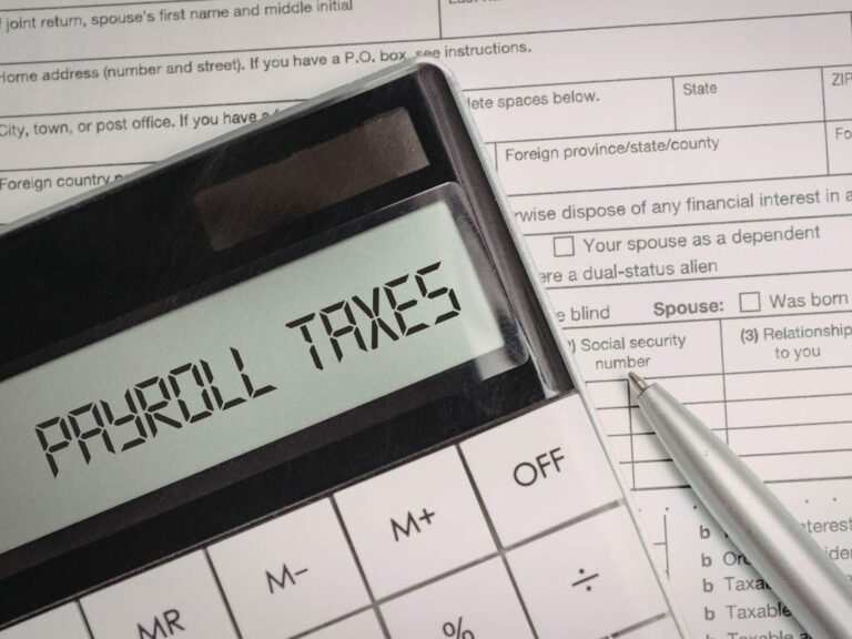 Payroll and compliance basics for companies in Florida